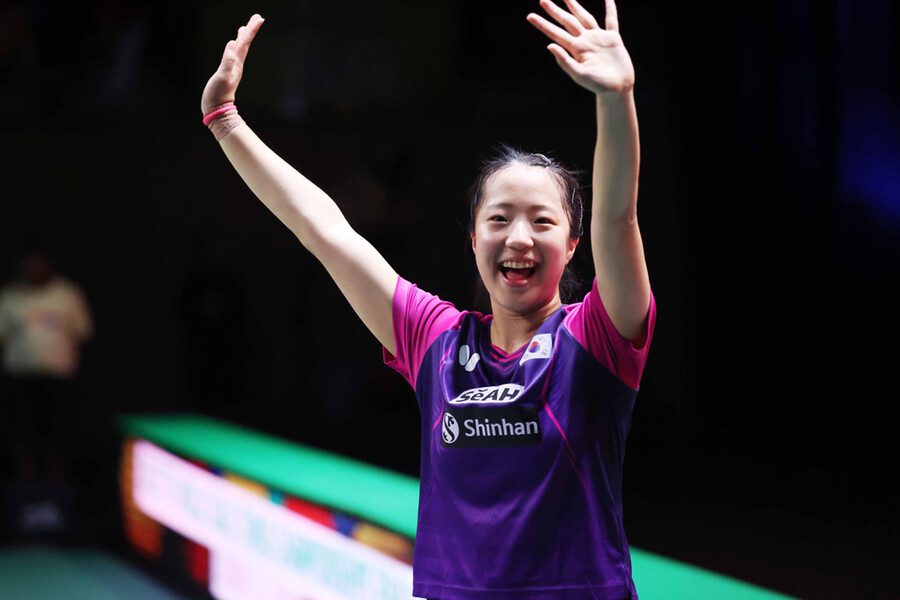 Shin yu bin 2 - Bóng bàn Duy Hưng